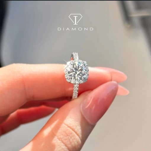 Dubai's Premier Diamond Jewelry Store Online | iDiamond